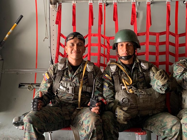 ¿Conoce usted el paracaidismo militar? – Fuerza Aérea Ecuatoriana