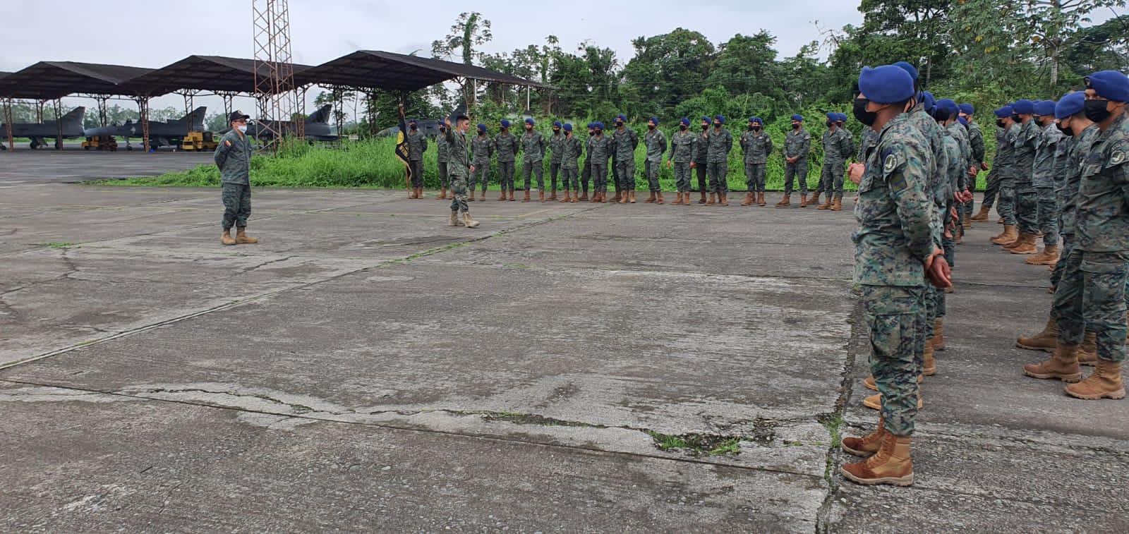 El VII Curso Básico de Infantería Aérea visita Taura – Fuerza Aérea ...