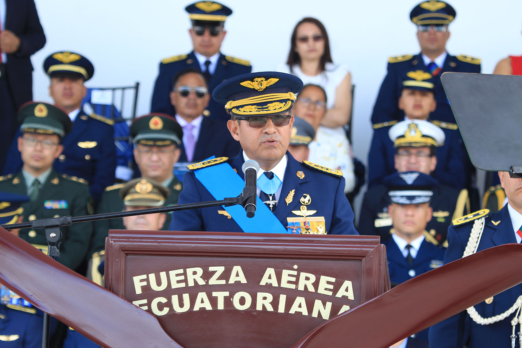FAE conmemoró 102 años de vida institucional – Fuerza Aérea Ecuatoriana