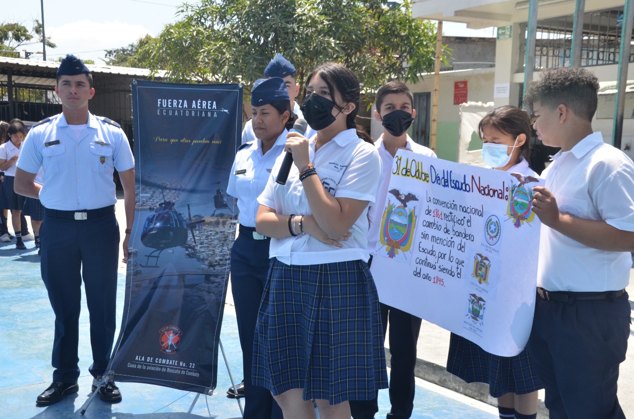 Fuerza Aérea Ecuatoriana conmemora el Día del Escudo Nacional a través ...