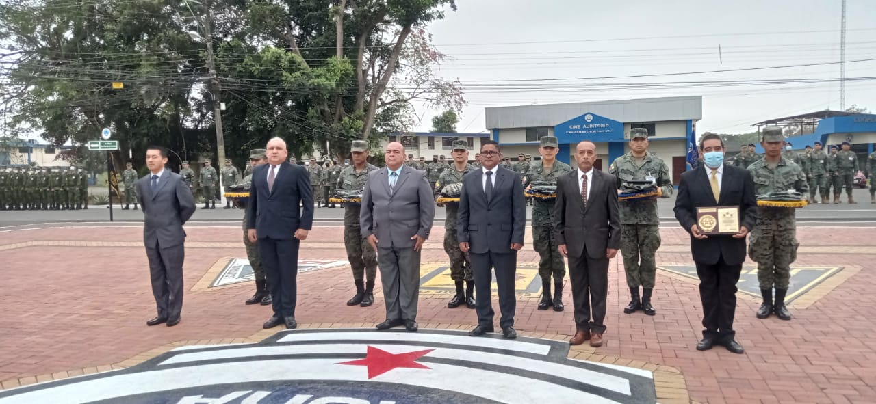 Se lleva a cabo ceremonia de despedida de suboficiales en Taura ...
