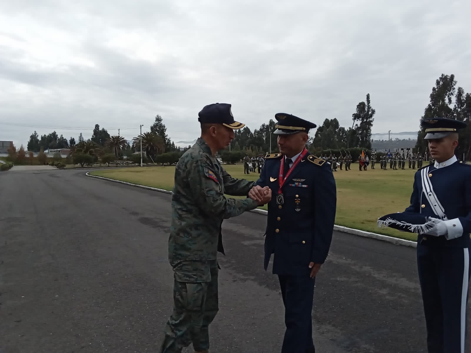 Reconocimiento al personal militar destacado de la ETFA – Fuerza Aérea ...