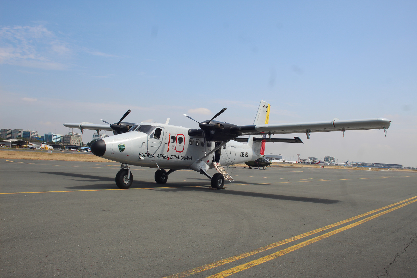 Twin Otter 48 años al servicio del país – Fuerza Aérea Ecuatoriana